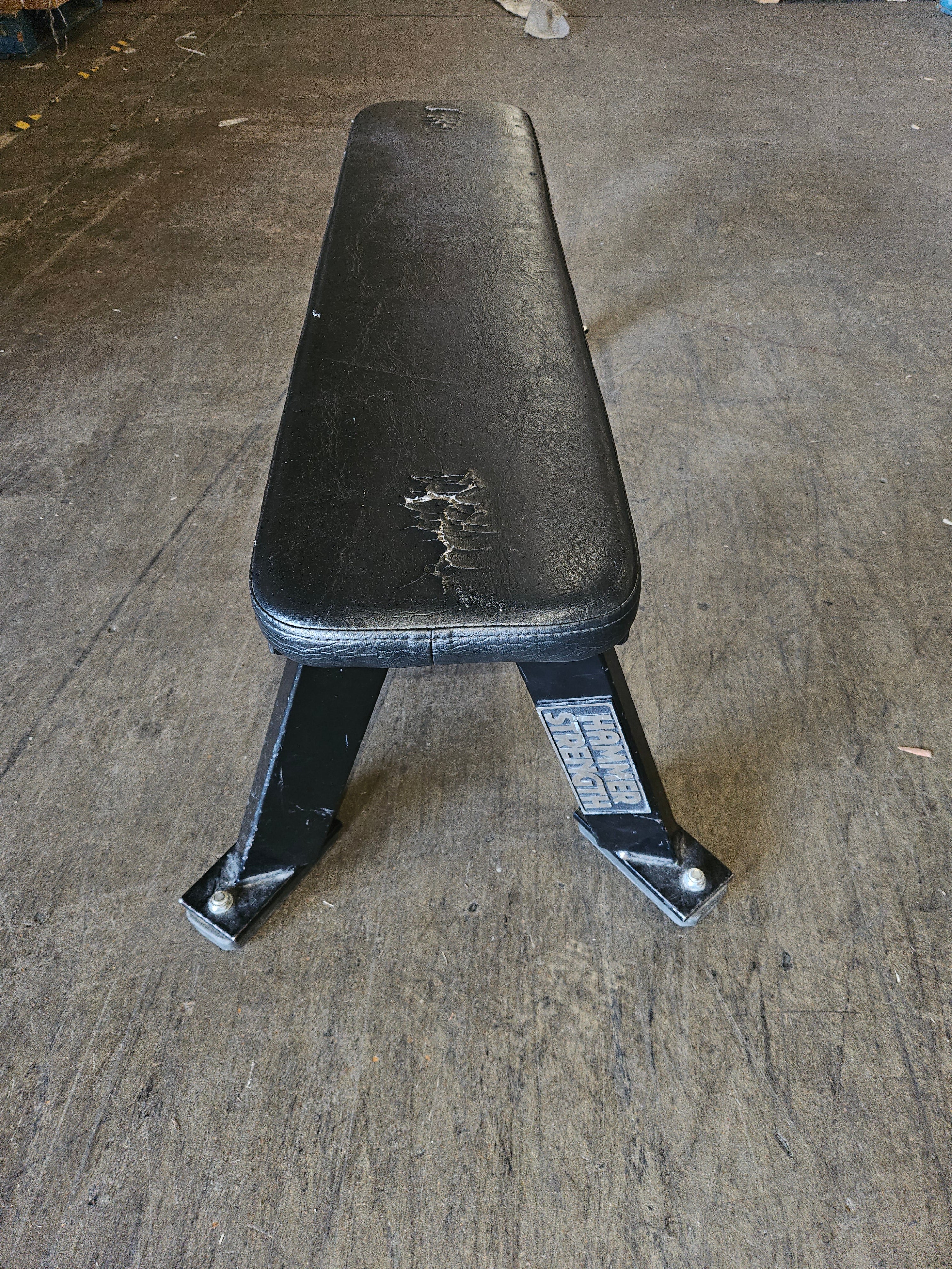 Hammer Strength Flat Bench - USED – Show Me Weights - Fitness Equipment ...